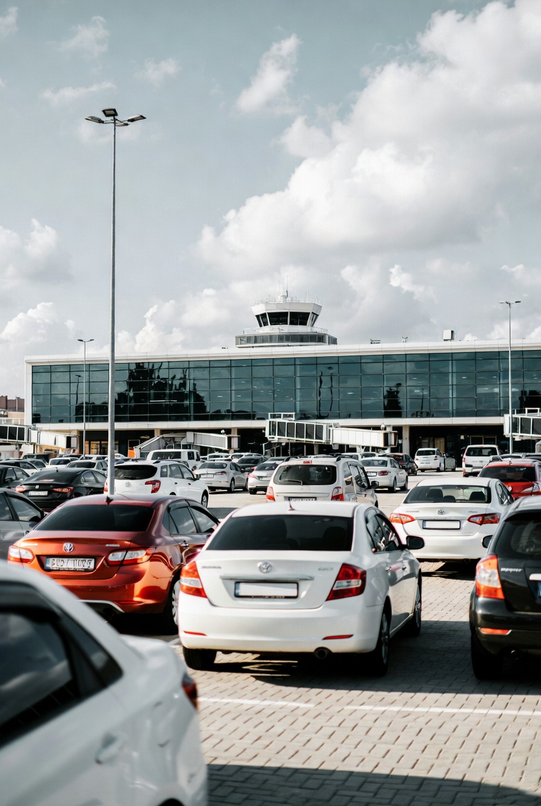 Compare Cheap Heathrow, Birmingham, Luton, Gatwick, Stansted, Bristol ...